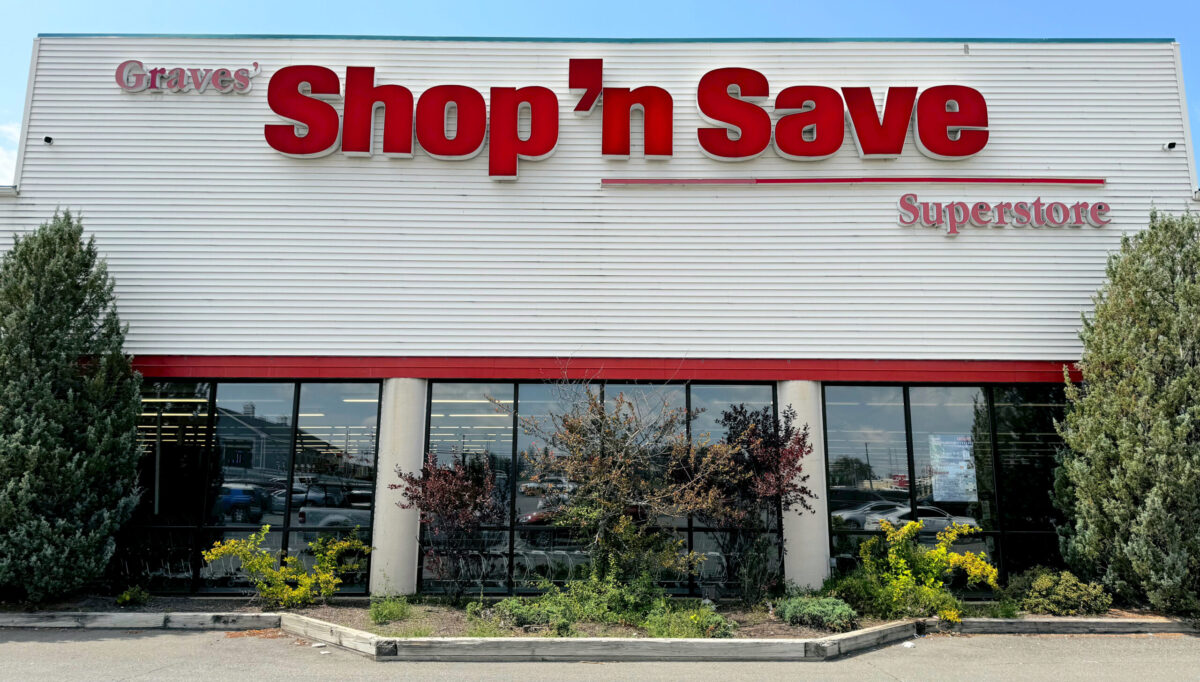 Welcome to Graves' Shop 'n Save Fresh, high-quality products at competitive prices View our ...